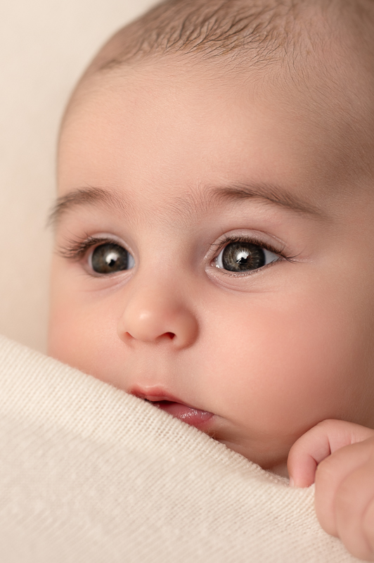 Photographe Bébé éveil la roche sur yon - Céline Gardé Photographe